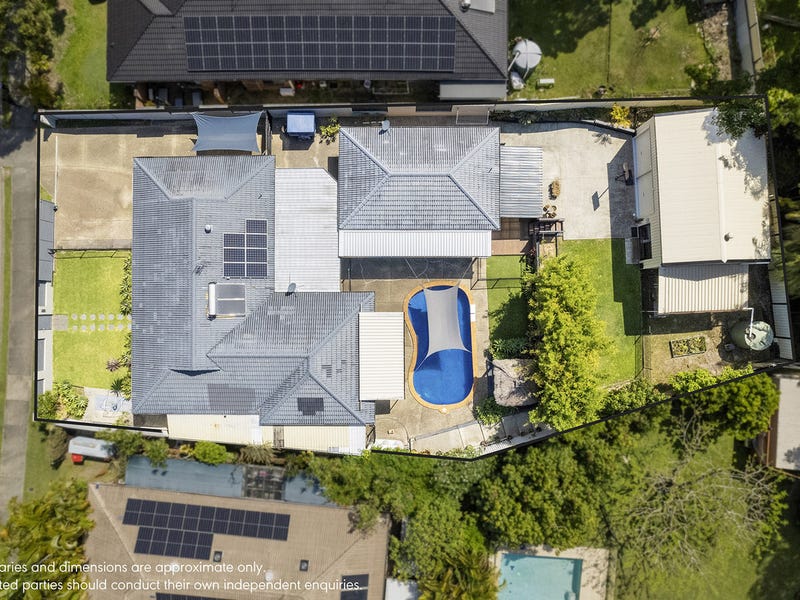 17 California Drive, Oxenford, Qld 4210 - Property Details