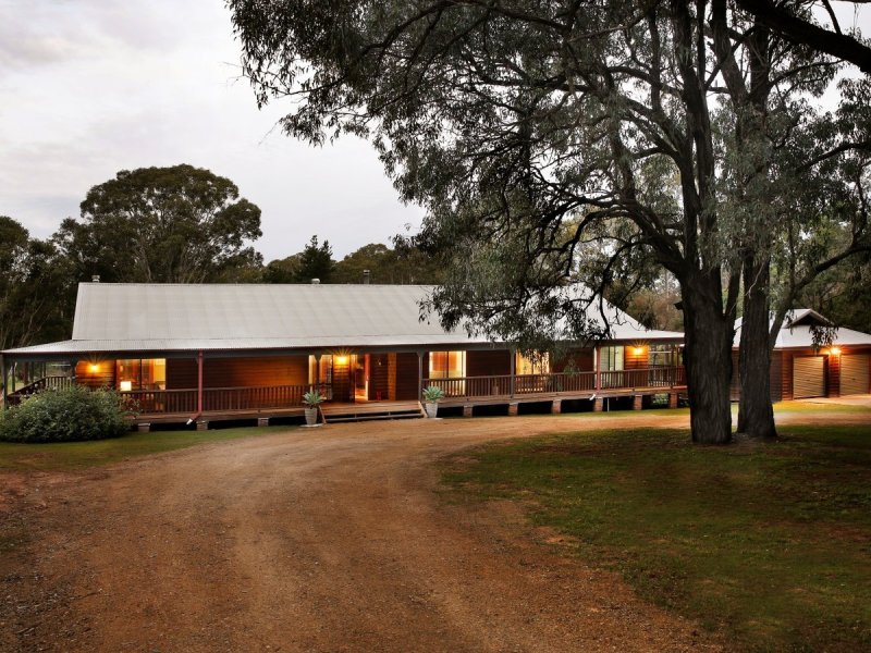 17 Nottage Hill Close, Branxton, NSW 2335 - Property Details