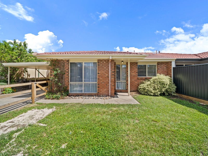 8 Arabanoo Cres, Ngunnawal, ACT 2913 - realestate.com.au