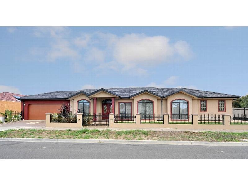 37 Prospector Drive, Cairnlea, Vic 3023 - Property Details