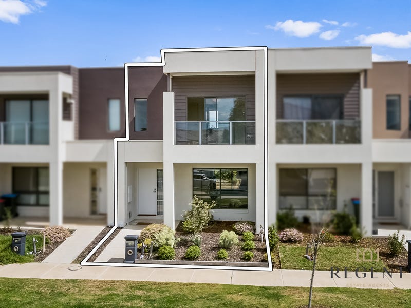 34 Treeve Parkway, Werribee, Vic 3030 - Property Details