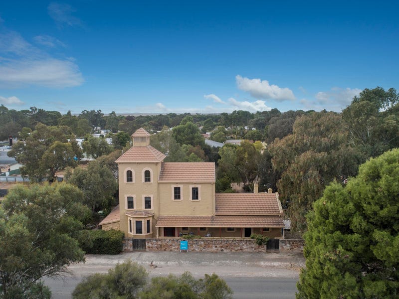 8 West Terrace, Laura, SA 5480 - Property Details