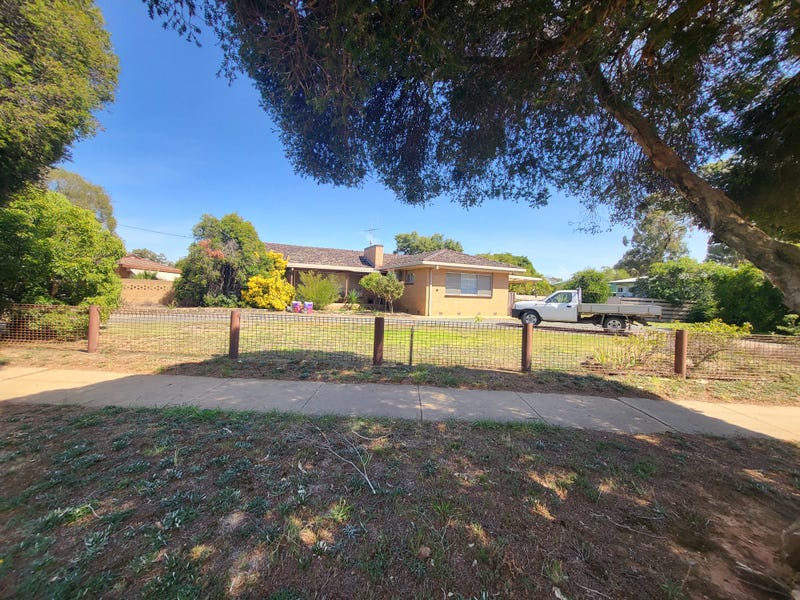 52-54 Queen Street, Rochester, Vic 3561 - Property Details
