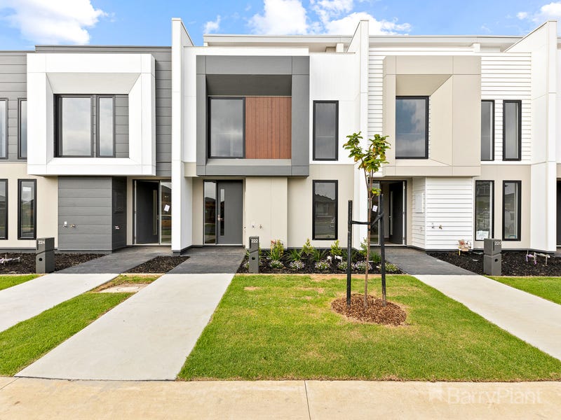 222 Carnival Boulevard, Berwick, VIC 3806 - realestate.com.au