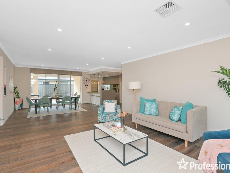 10 Menner Way, Piara Waters, WA 6112 - realestate.com.au