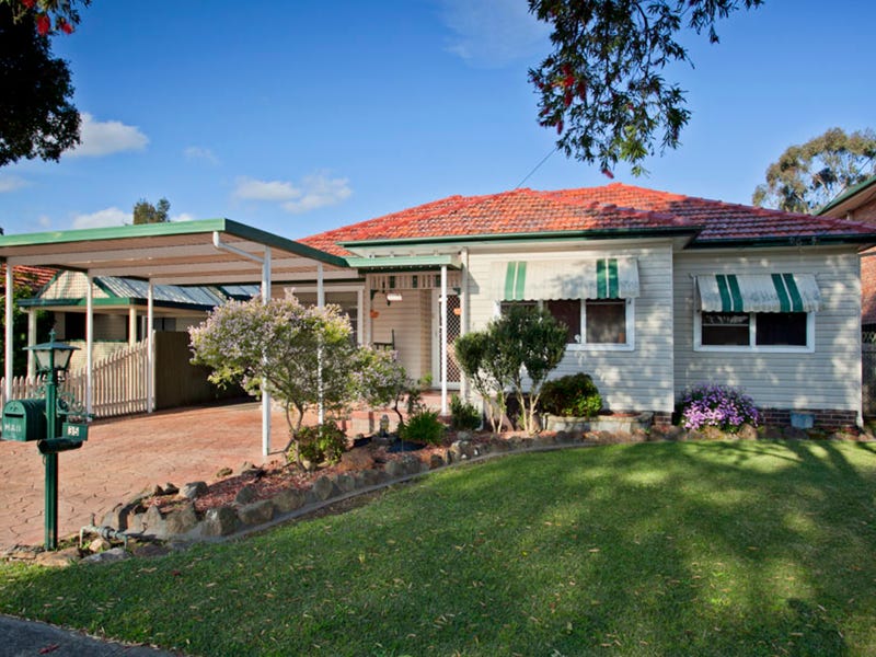 35 Laundess Avenue, Panania, NSW 2213 - Property Details