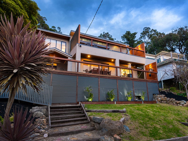 34 Bayview Cres, The Basin, VIC 3154 - realestate.com.au