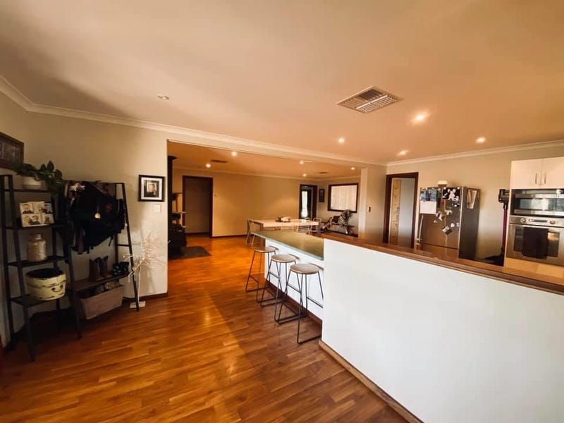 79 Russell Street, Cuballing, WA 6311 - Property Details