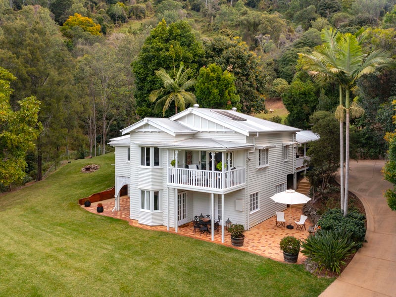 3 Charolais Place, Highvale, Qld 4520 - Property Details