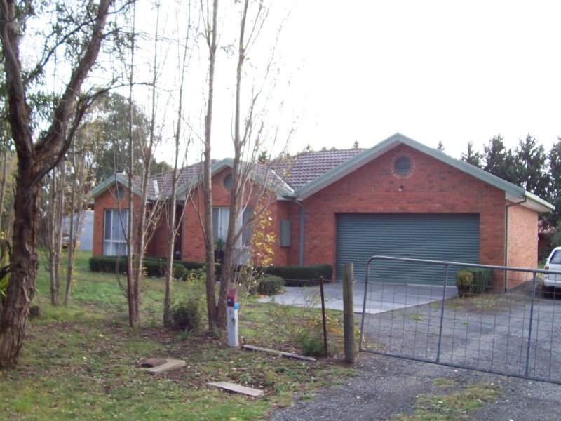 1 Emily Court, Ballan, VIC 3342 - realestate.com.au