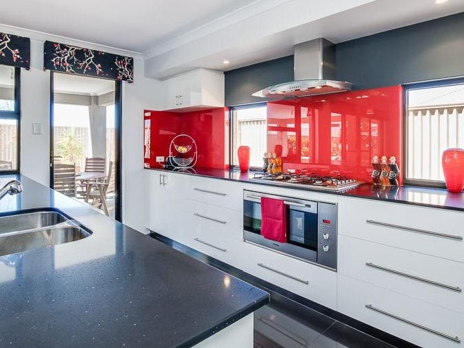 16 Arwon Street, Baldivis, WA 6171 - Property Details