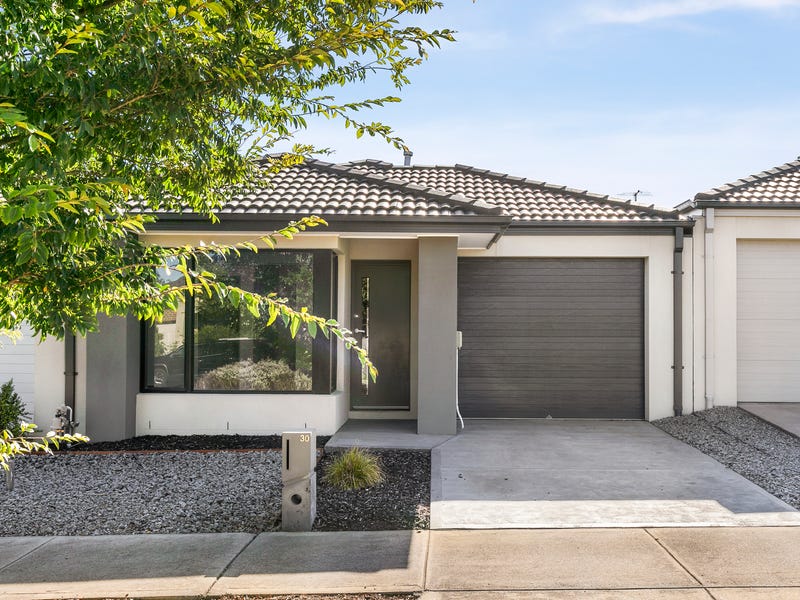 30 Twain Way, Fraser Rise, VIC 3336 - realestate.com.au