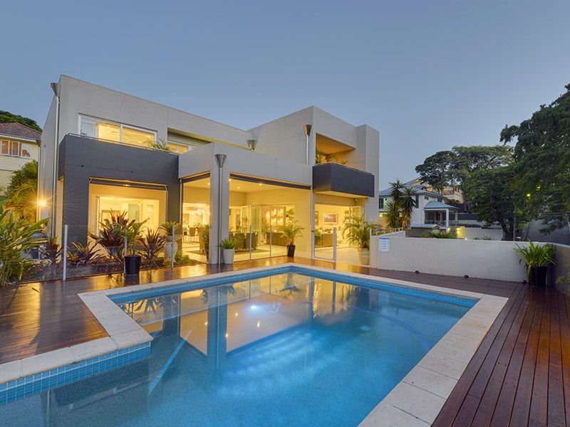 33 Aaron Avenue, Hawthorne, Qld 4171 - Property Details