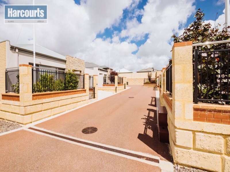 4/166 Kingsway Road, Darch, WA 6065 - Property Details