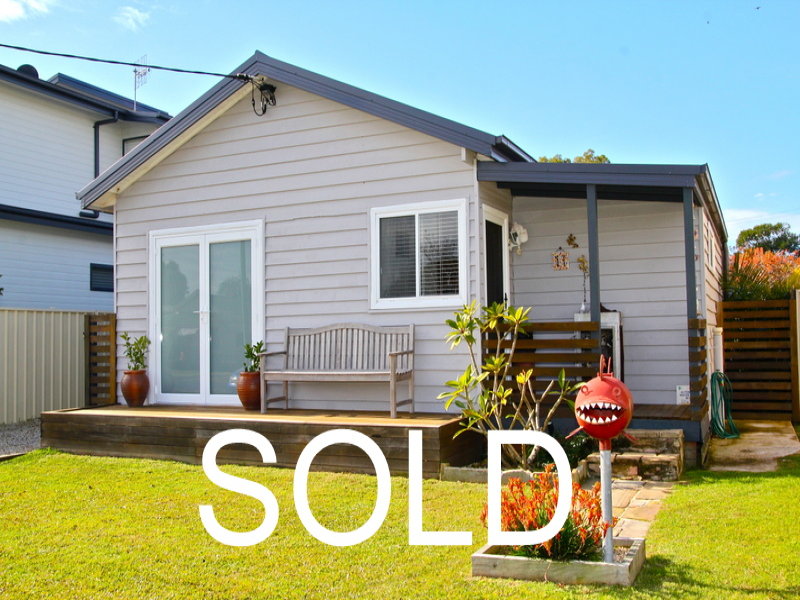 11 Davis Ave, Davistown, NSW 2251 - Property Details