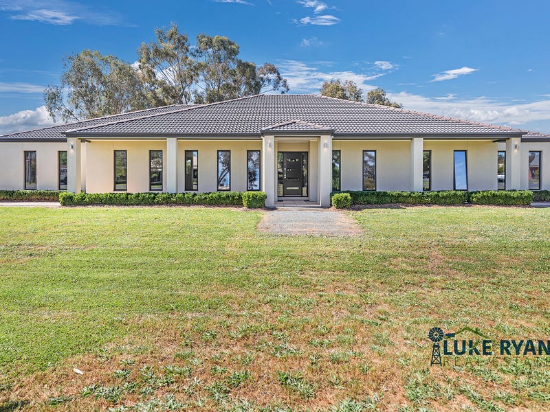 61-63 Jeffrey Street, Elmore, Vic 3558 - Property Details