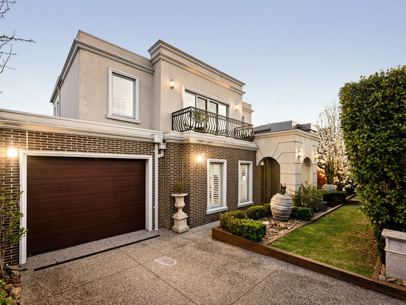 10 Loch Crescent, Strathmore, Vic 3041 - Property Details