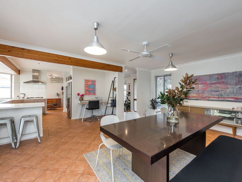 13 LAGOON PLACE, Beldon, WA 6027 - Property Details