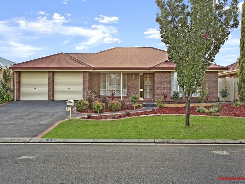 5 Parkway Circuit, Parafield Gardens, SA 5107 - realestate.com.au