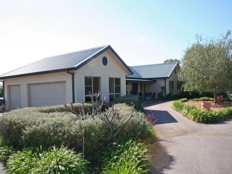 14 Fletcher Street, Nulkaba, NSW 2325 - Property Details