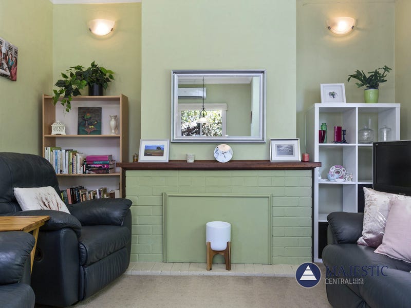 182 Kitchener Road, Booragoon, WA 6154 - Property Details