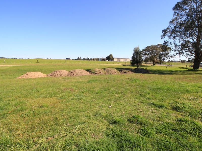 8 Hall Street, Lindenow, VIC 3865 - realestate.com.au