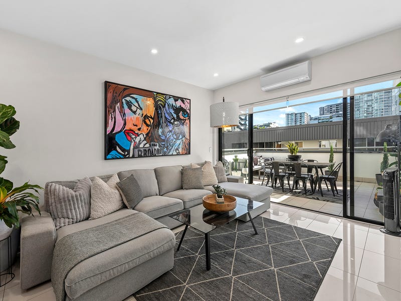 110/21 Masters Street, Newstead, Qld 4006 - Property Details
