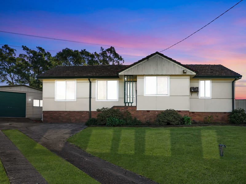 9 Penguin Place, Tregear, NSW 2770 - Property Details