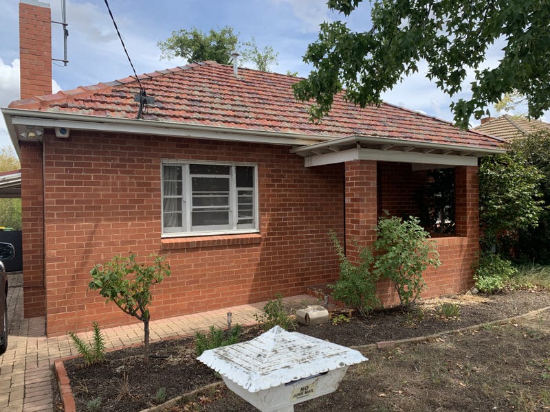 2 Bruce St, Queanbeyan, NSW 2620 - Property Details