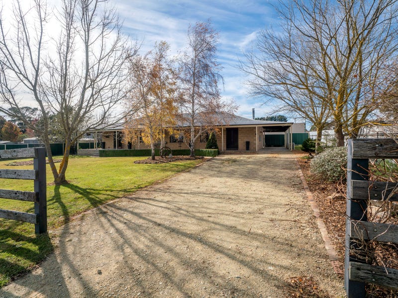 8 Sawyer Street, Barry, NSW 2799 - Property Details