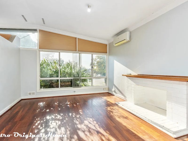 10 Sutherland Way, Cloverdale, WA 6105 - Property Details