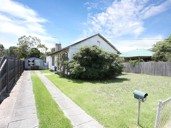 30 Heather Court, Glenroy, Vic 3046 - Property Details