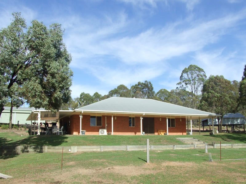 329 Valewood Road, Geham, Qld 4352 - Property Details