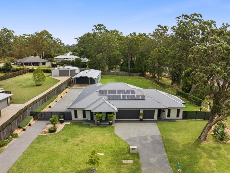 61 Reis Rd East, Highfields, Qld 4352 - Property Details