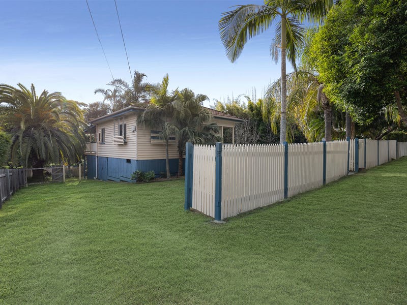 25 Hillview Terrace, Moorooka, Qld 4105 - Property Details