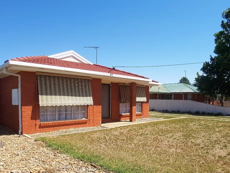 32 Victoria Street, Howlong, NSW 2643 - realestate.com.au