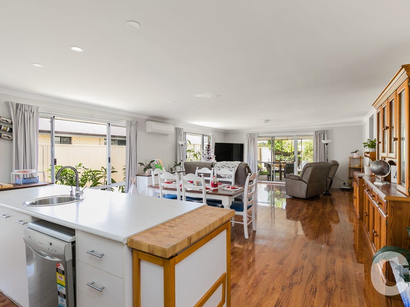 34 Sellafield Bend, Waikiki, WA 6169 - Property Details