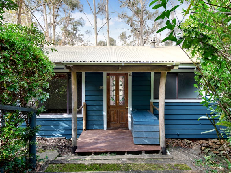 21 Dell Street, Blackheath, NSW 2785 - Property Details