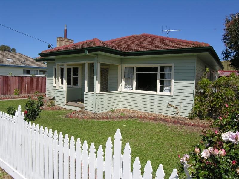 2 Fitzroy Street, Sale, Vic 3850 - Property Details