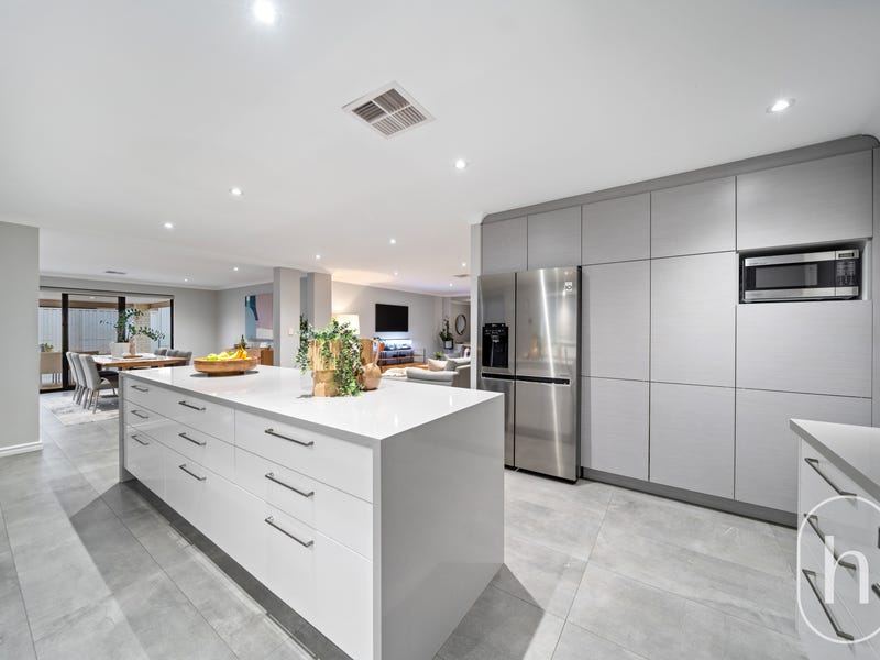 9 Goodrich Way, Darch, WA 6065 - Property Details