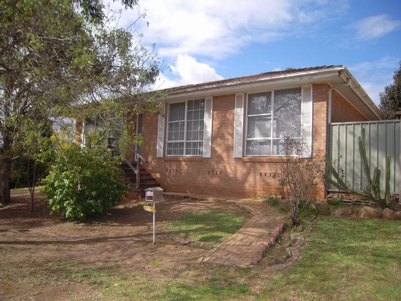 23 Fenton Cres, Minto, NSW 2566 - realestate.com.au