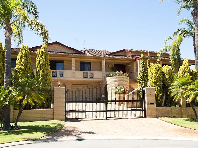 7 Monk Place, Noranda, WA 6062 - realestate.com.au