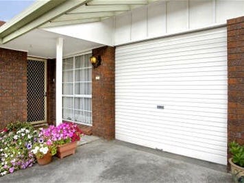 2/44 Crestmoor Drive, Highton, VIC 3216 - realestate.com.au