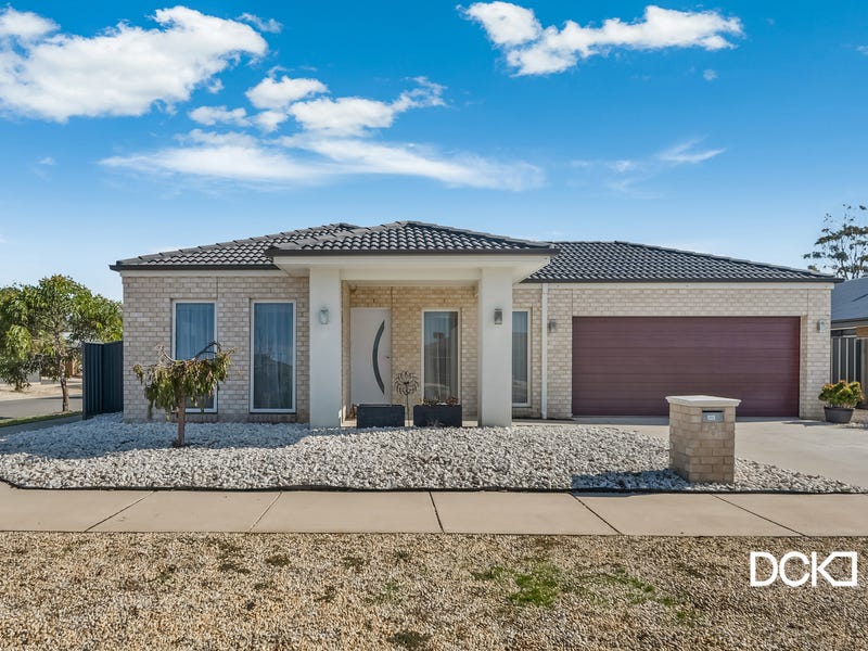 8 Lisburn Street, Marong, Vic 3515 - Property Details
