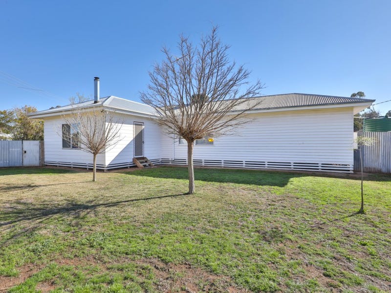 1 Alexander Street, Robinvale, VIC 3549 - realestate.com.au