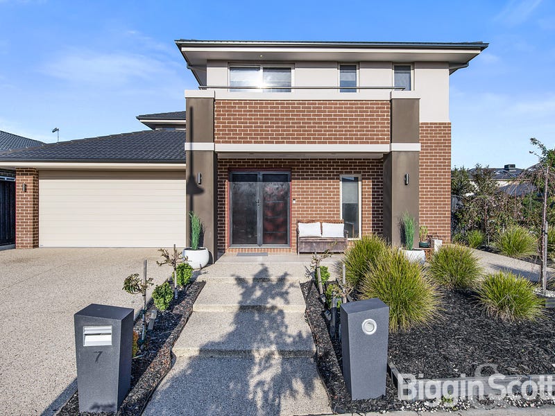 7 Broadleaf Court, Keysborough, Vic 3173 - Property Details