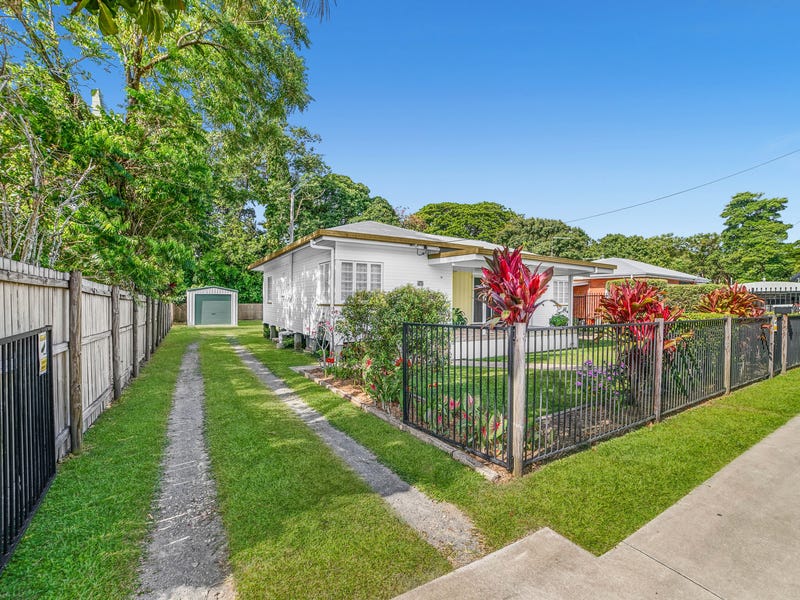 20 Murray Street, Manoora, Qld 4870 - Property Details