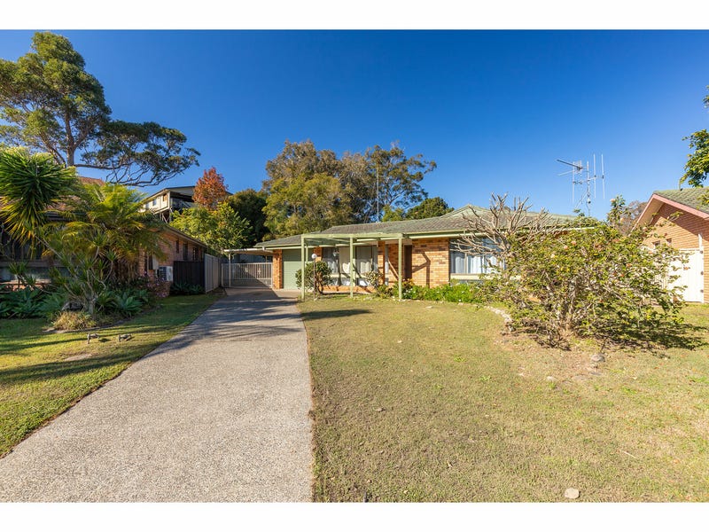 8 Endeavour Court, Forster, NSW 2428 - Property Details