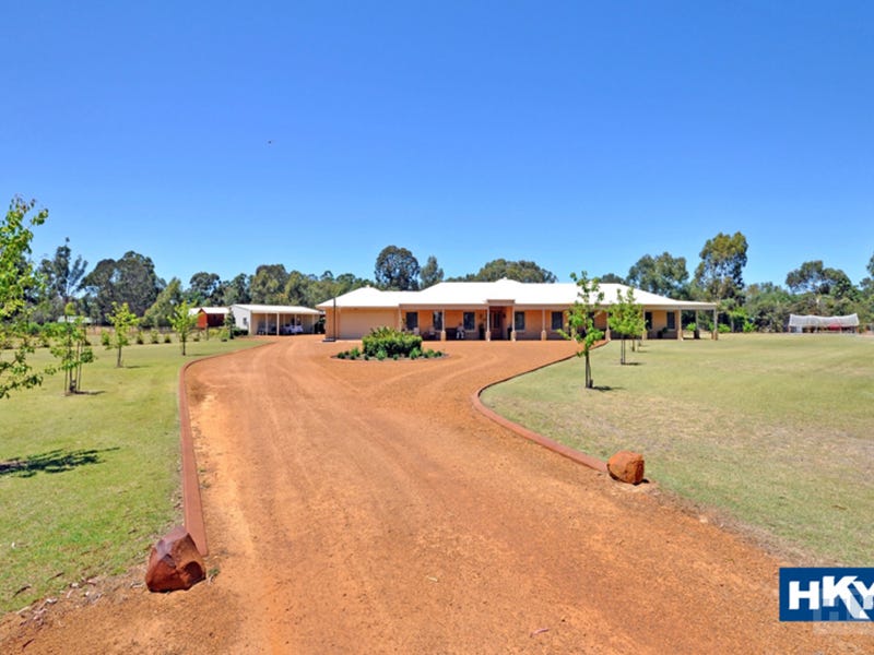 36 Chateau Place, Belhus, WA 6069 - Property Details