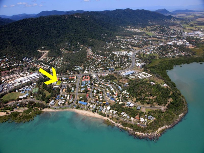 14 Schnapper Street, Cannonvale, Qld 4802 - Property Details